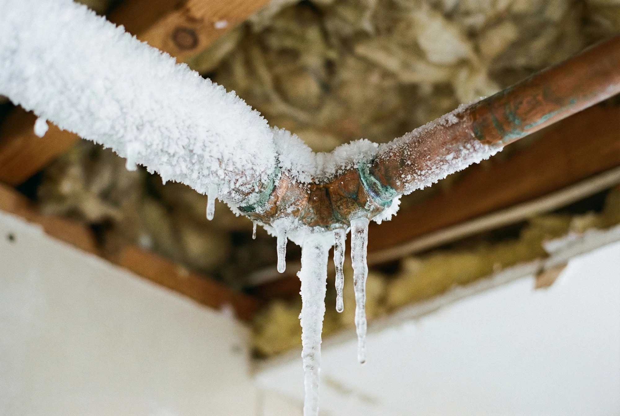 Preventing Frozen Pipe Disasters - MR Plumbing Air Heating Electrical